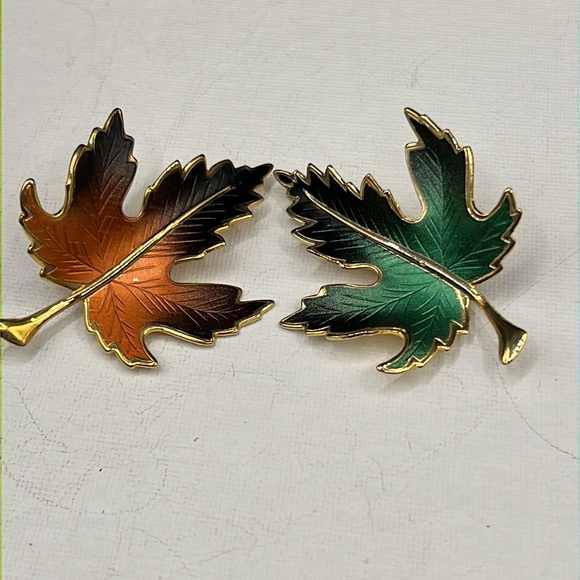 Vintage | Jewelry | Vintage Set Of Enamel Leaf Brooches | Poshmark